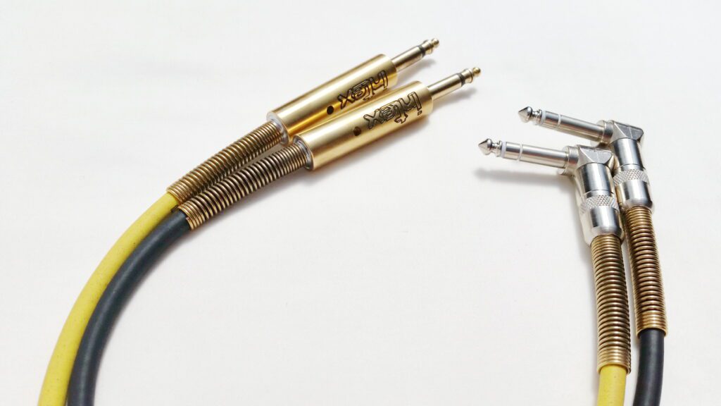 PEDALBOARD TRS.RT.ST CABLE - INTEXcables